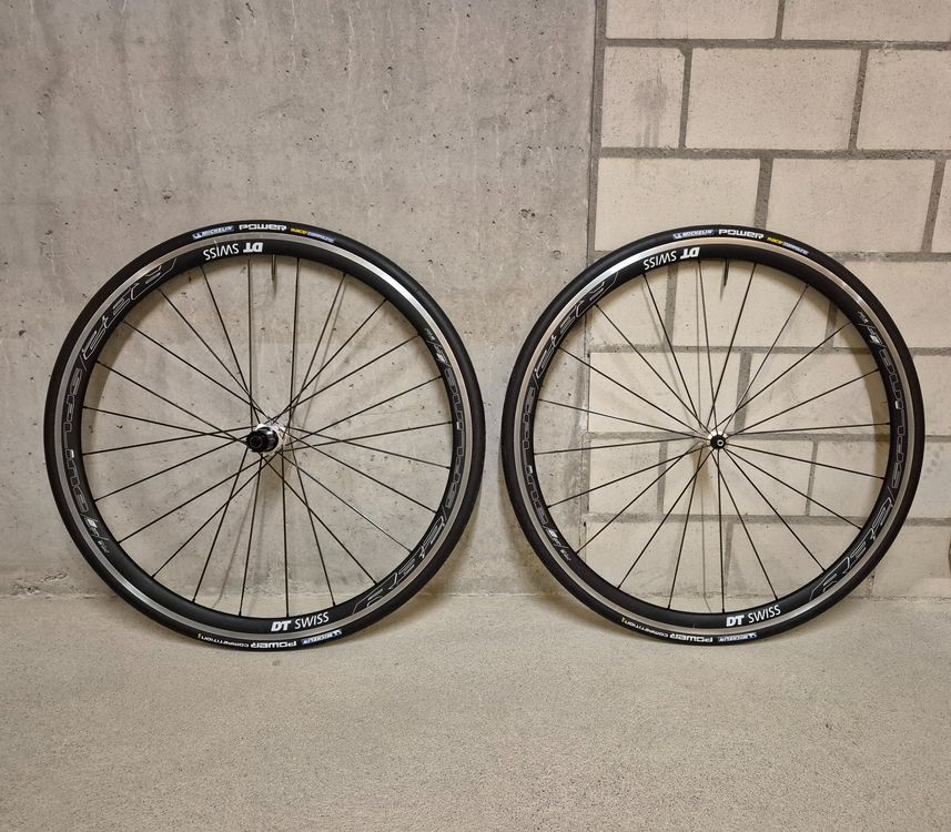 DT Swiss R32 Spline Laufradsatz inkl Transporttaschen (Gebraucht) in ...