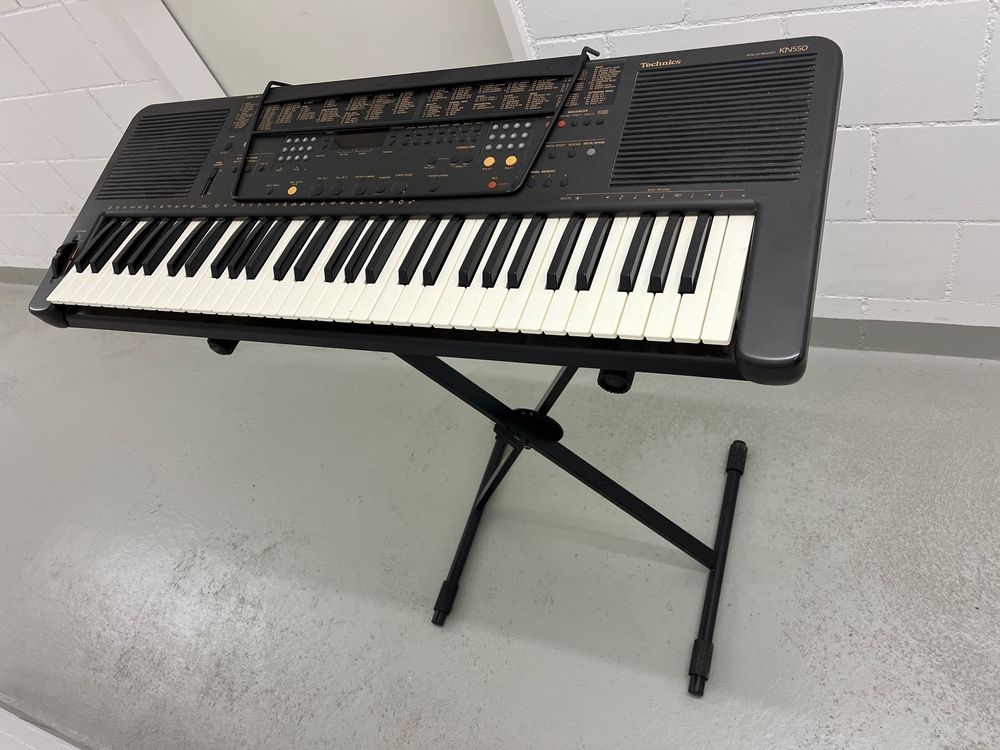 Keyboard Technics KN550 (Gebraucht) in Willisau für CHF 95 – nur ...