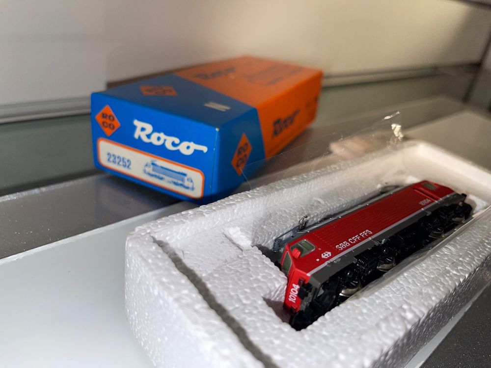 Lokomotive SBB Re 4/4 IV 10104 ROCO SPUR N (Neu (gemäss Beschreibung)) in Siebnen für CHF 66 ...