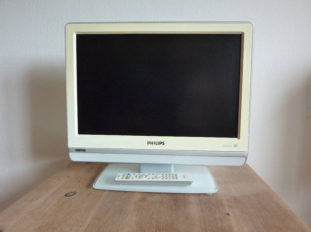 Téléviseur Philips Flat TV 19 PFL | Kaufen auf Ricardo