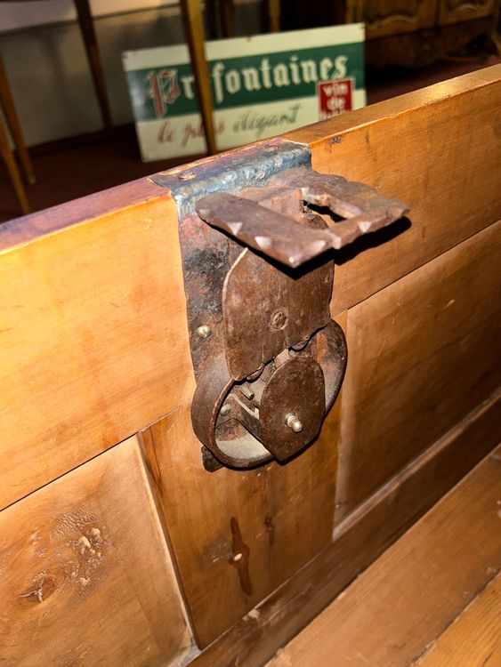 Wundervolle Freiburger Barock Truhe um 1720 Orig. Schloss !! | Acheter ...