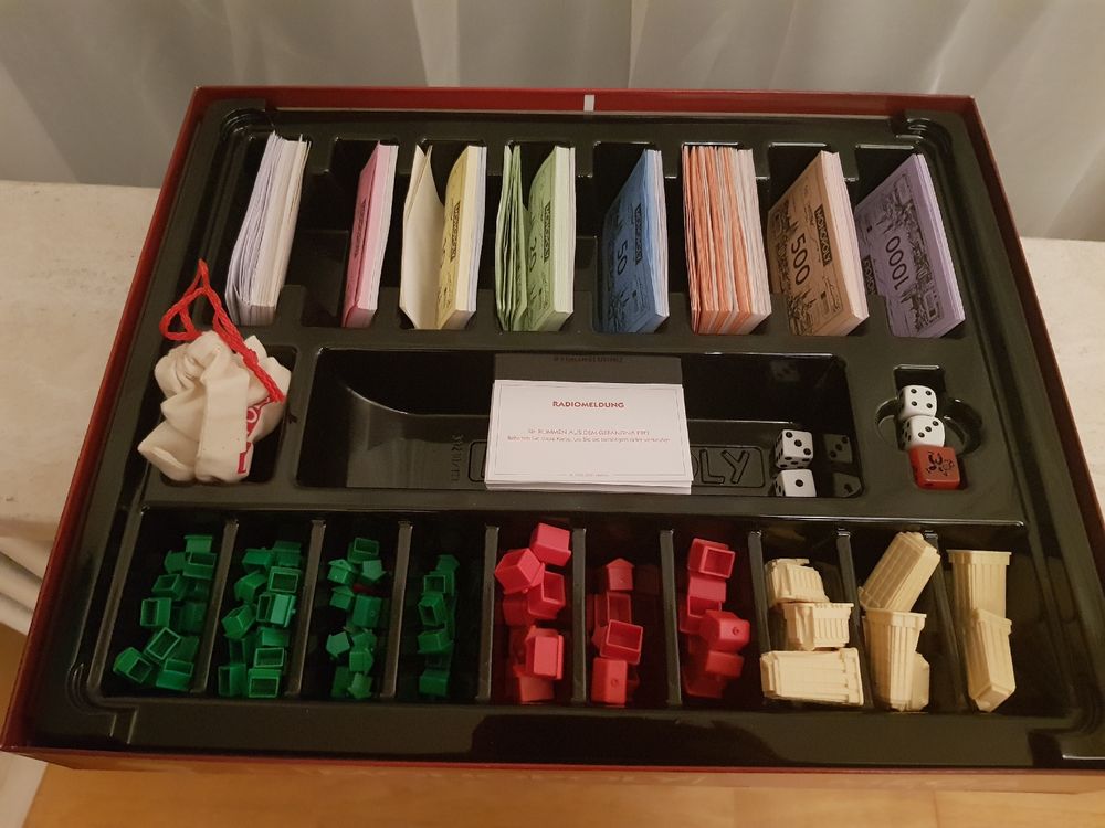 Monopoly Schweiz Mega Edition wie Neu (Neu (gemäss Beschreibung)) in Reinach BL für CHF 35 – mit ...