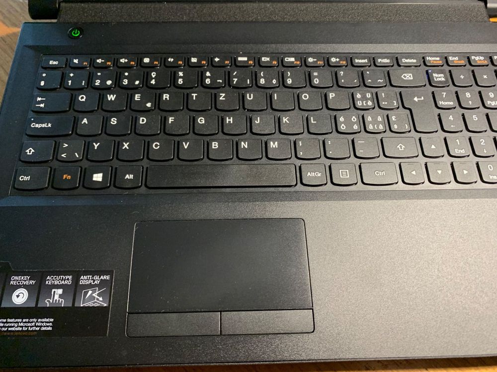 PC (Usato) a Rovio per CHF 10 – con consegna | Acquista su Ricardo