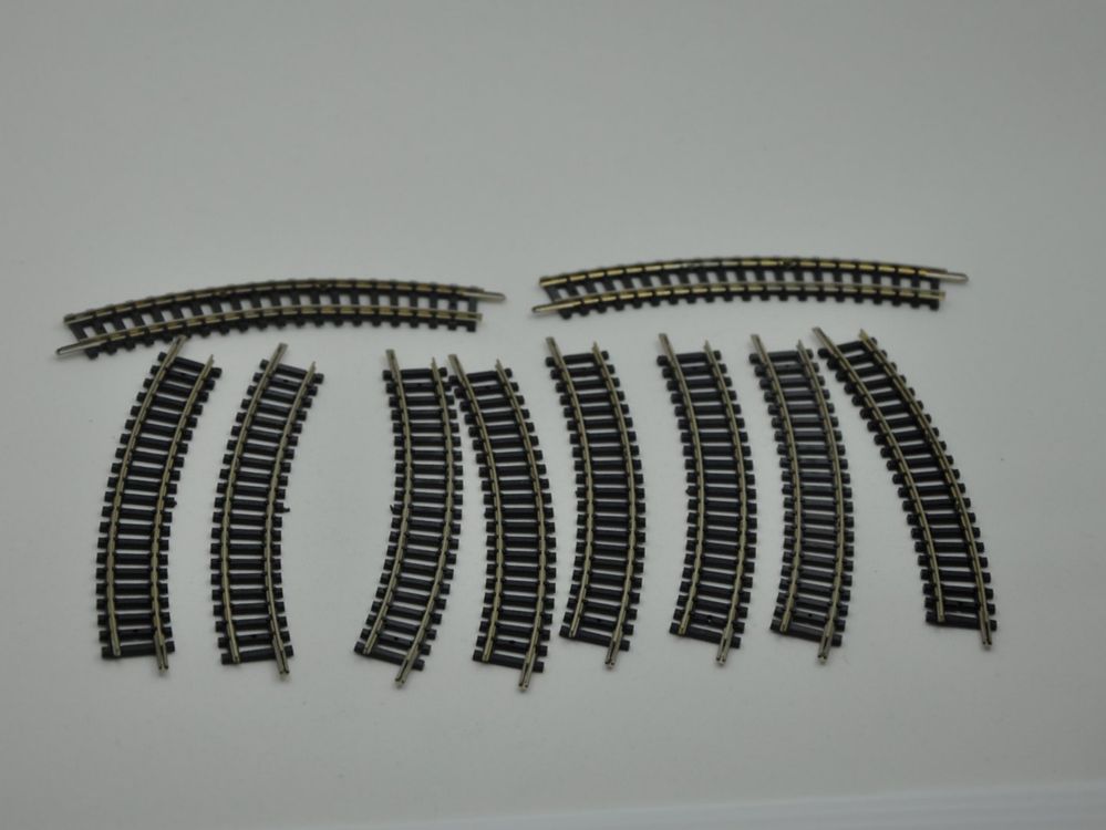 Trix Minitrix 10 x 4912 gebogenes Gleis R1 30° Spur N (Gebraucht) in St ...