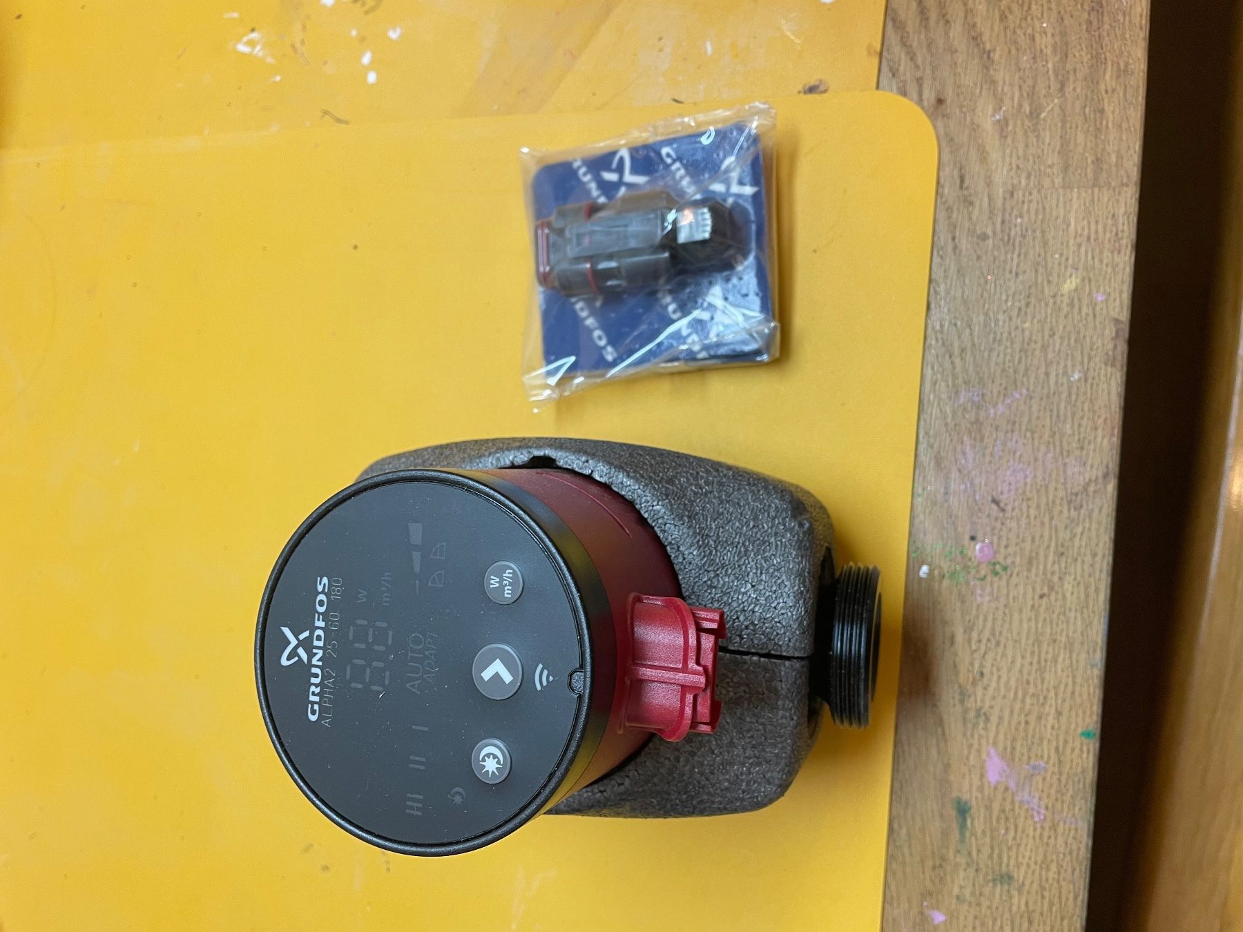 Grundfos Umwältspumpe ALPHA 2 neu kein Bosch Rapid Geba (Neu und ...