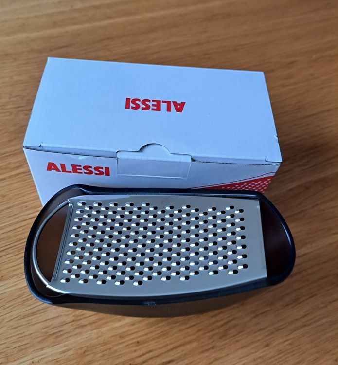 Parmesanreibe von ALESSI | Kaufen auf Ricardo