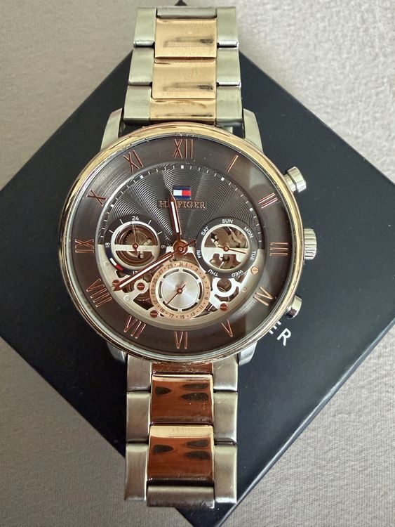 Tommy Hilfiger Herren Uhr – Zweifarbig – Multifunktion – Seh (Gebraucht) in Zürich für CHF 90 ...