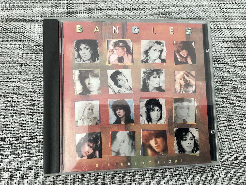 Bangles – Different Light (Gebraucht) in Wil AG für CHF 1 – mit ...