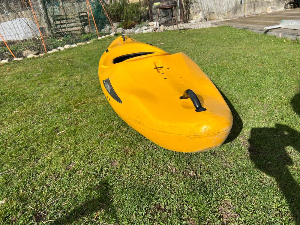 Kayak Eskimo Salto (Gebraucht) in Zuzwil BE für CHF 205 – nur Abholung ...