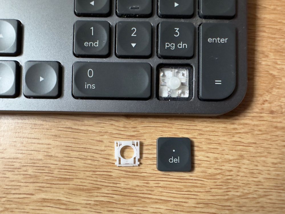 Logitech MX Keys (1 Taste defekt) (Defekt) in für CHF 20 – mit ...