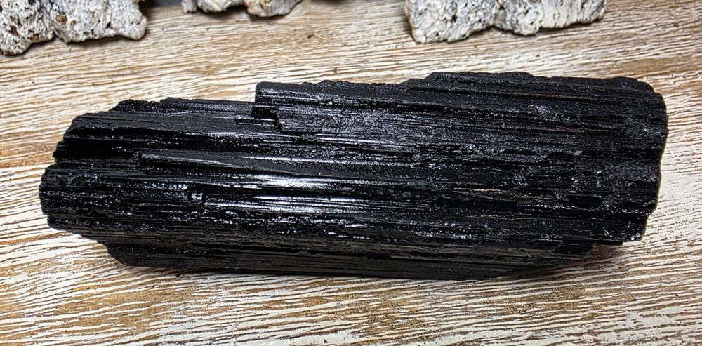 Schwarzer Turmalin Roh 157g (Neu (gemäss Beschreibung)) in Matzingen für CHF 22 – mit Lieferung ...