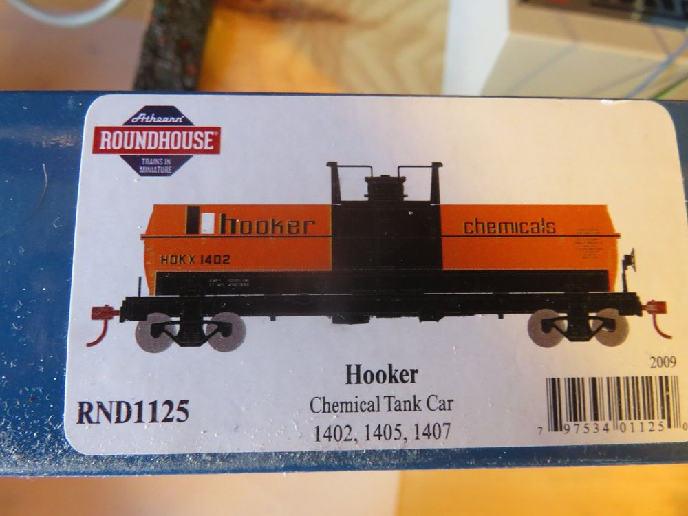 3 er PackHooker Cemicals Tankcars (Neu und originalverpackt) in Bussnang für CHF 120 – mit ...