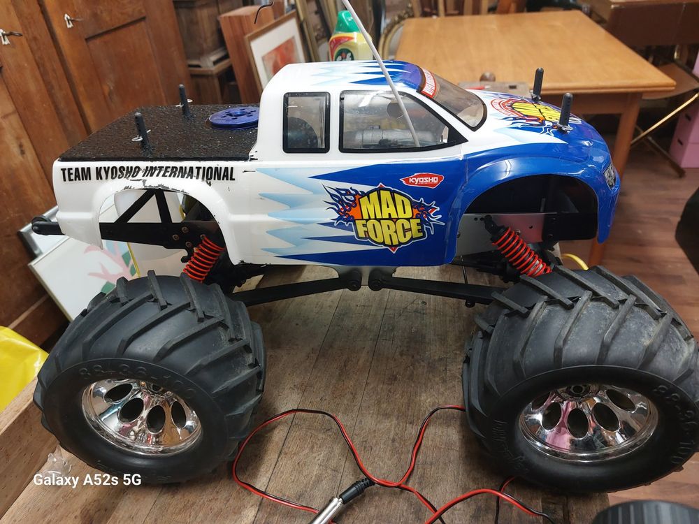 Kyosho Mad Force (Gebraucht) in Emmen für CHF 130 – mit Lieferung auf Ricardo kaufen