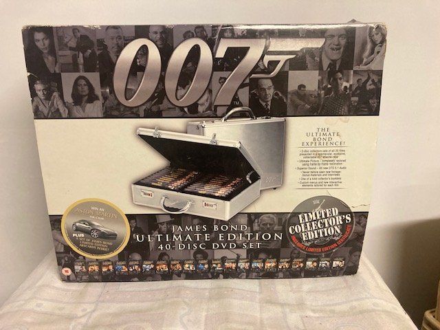 James Bond Ultimate Edition in Koffer | Kaufen auf Ricardo