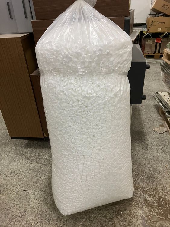 553. Styropor Chips/Füllstoff grosser Sack voll ab 1.- | Kaufen auf Ricardo