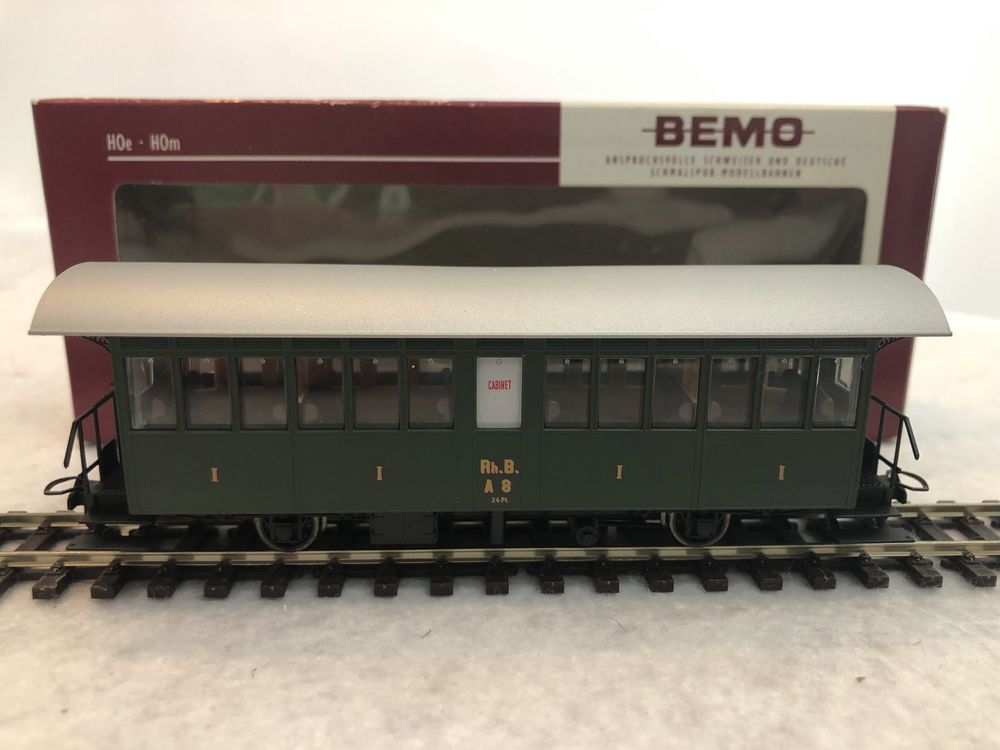 BEMO 3232 108 A 8 Zweiachser-Personenwagen RhB HOm (Gebraucht) in Echandens für CHF 59 – mit ...