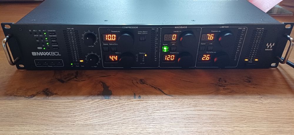 Waves MAXX BCL Mastering Kompressor (Gebraucht) in für CHF 1000 – nur Abholung auf Ricardo kaufen