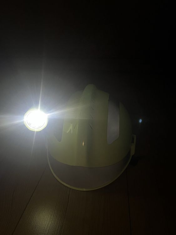 Schutzhelm MSA - ex Taschenlampe mit LED (Gebraucht) in Oberburg für ...