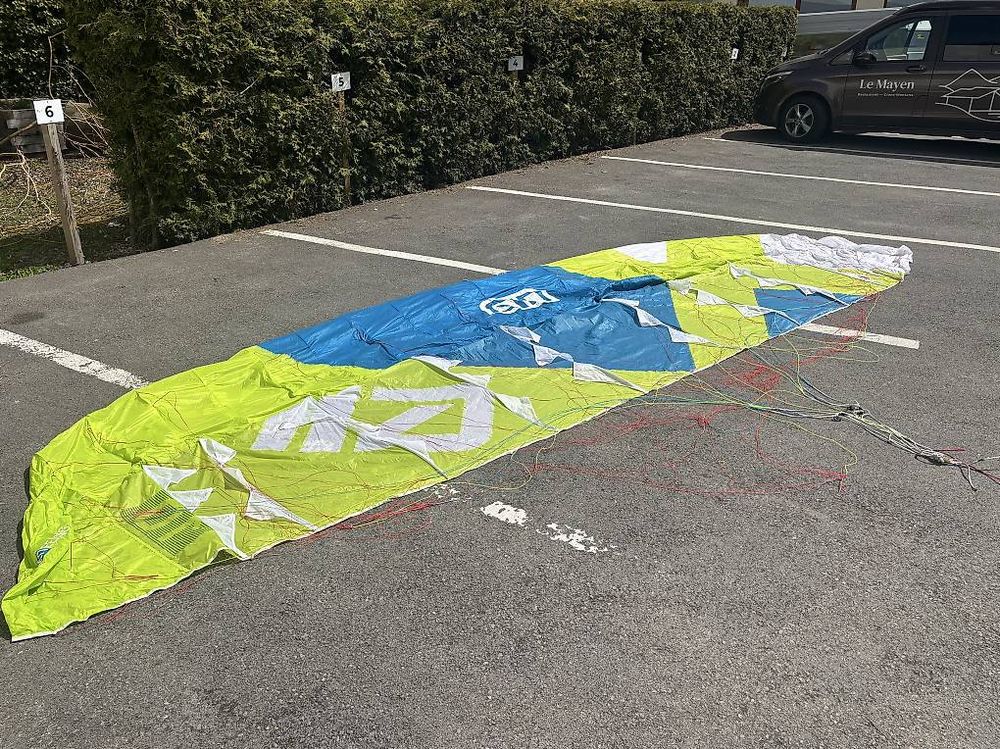 Aile de kitesurf à caisson Gin marabou 2 (Gebraucht) in Crans-Montana ...