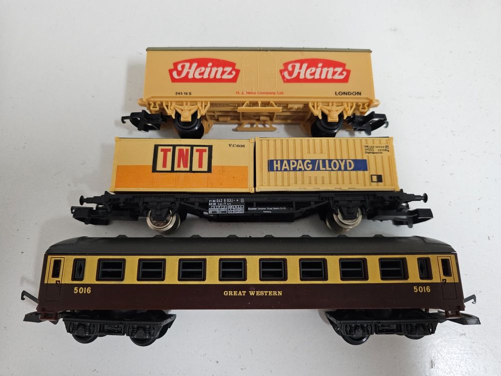 Lima 3 voiture/wagons dès 1.-fr (Gebraucht) in bassecourt für CHF 9 ...