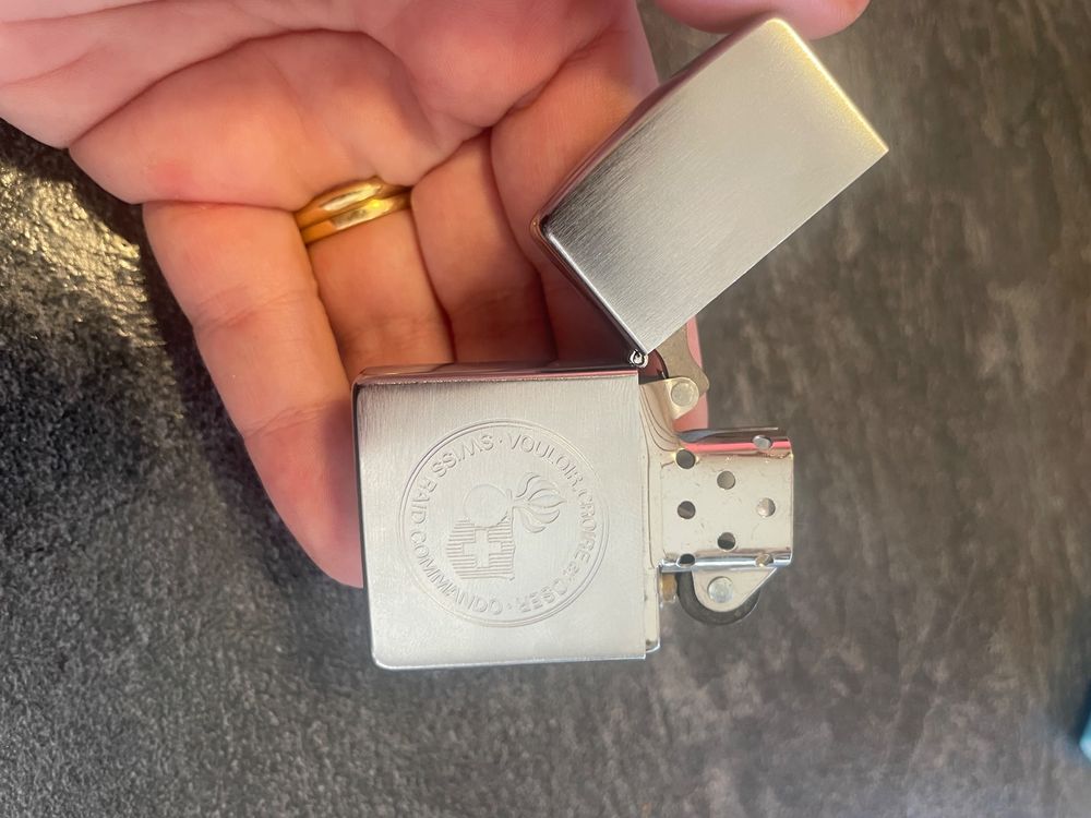 Zippo Swiss Raid Commando | Kaufen auf Ricardo