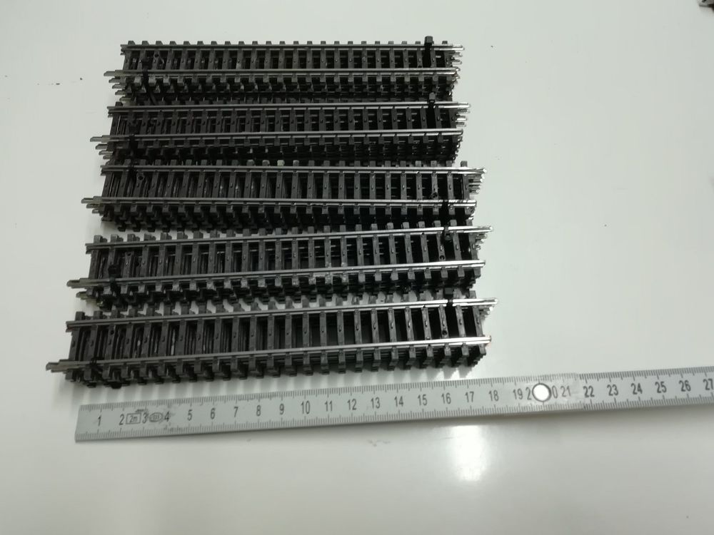 Märklin H0 K Gleis gerade 180 mm / 25 Stk / E025 (Gebraucht) in ...