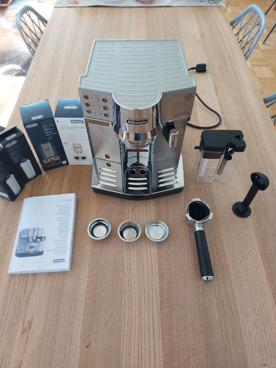 DeLongi Kaffemaschine / Espresso / Cappucino | Kaufen auf Ricardo
