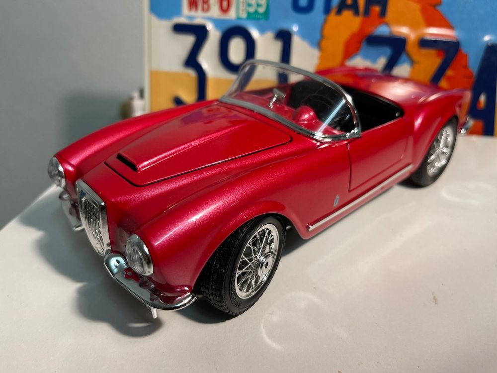 1:18 Lancia Aurelia Spider 55 wie neu Farbe rot Verona! (Gebraucht) in ...
