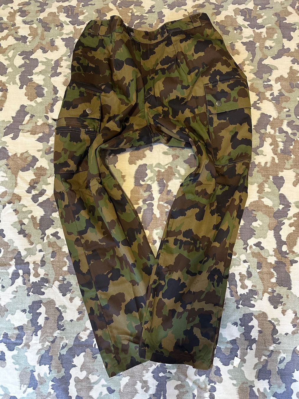Neuwertige TAZ 90 Armee Militär Hosen 52 76 Pantalons Hose (Neu und ...