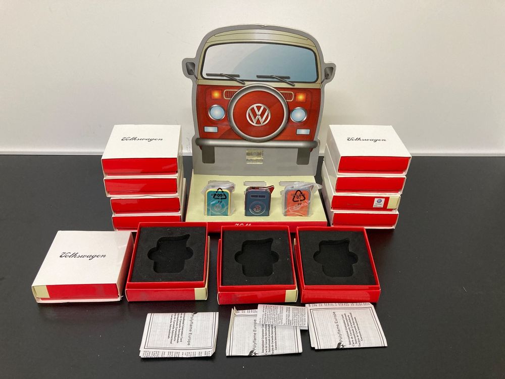 Neu Feuerzeug VW mit Verkaufsdisplay (12x) (Neu und originalverpackt) in Inwil für CHF 26 – mit ...
