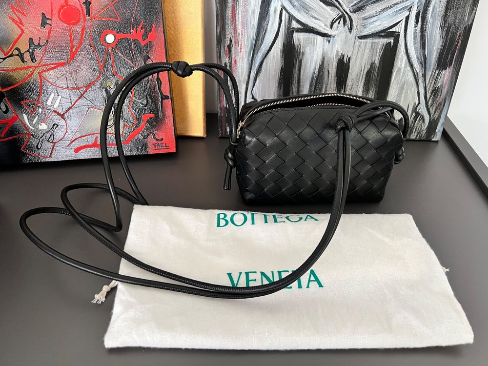 Bottega Veneta Mini Loop (Neu (gemäss Beschreibung)) in Breganzona für ...