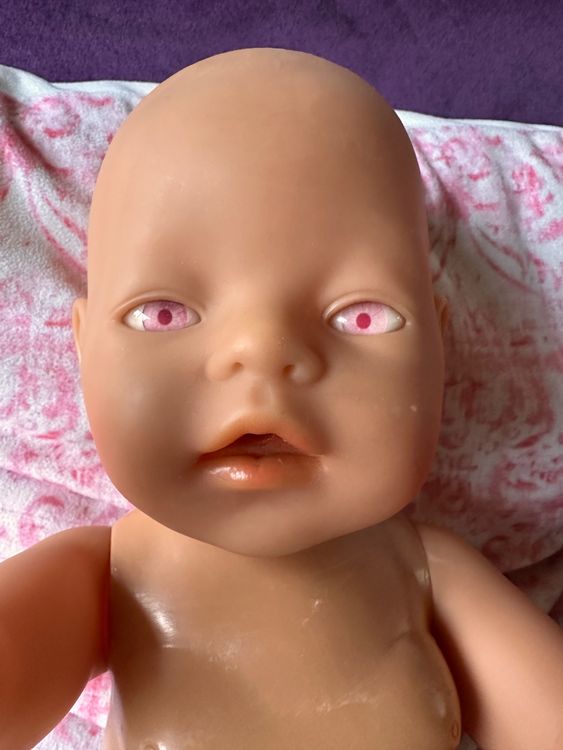 Seltene Vintage Baby Born mit pinken Augen (Gebraucht) in Arlesheim für ...