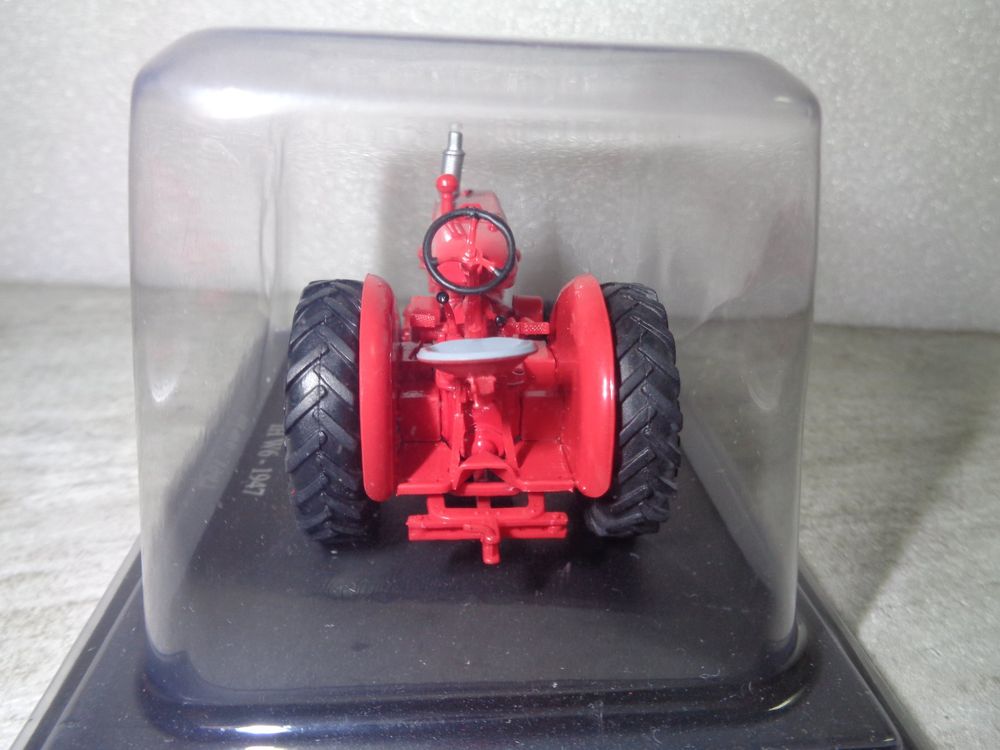 Hachette 1:43 Tracteur McCormick IH W6 1947 | Kaufen auf Ricardo
