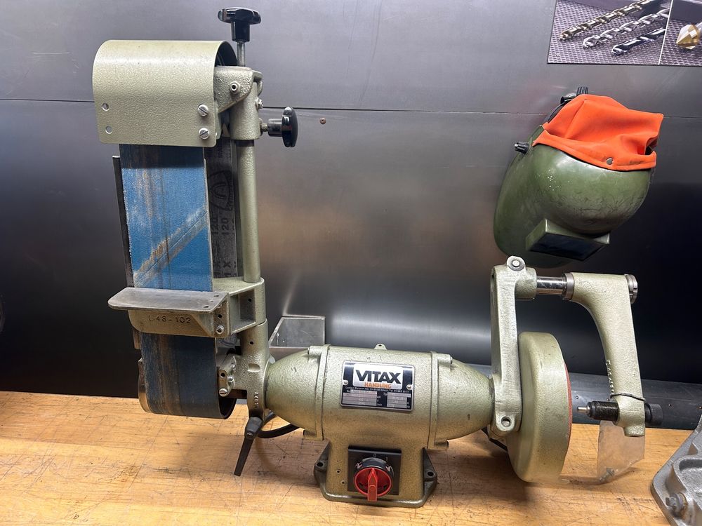 Vitax V1 Bandschleifmaschine Swiss Made (Gebraucht) in Rothenfluh für ...