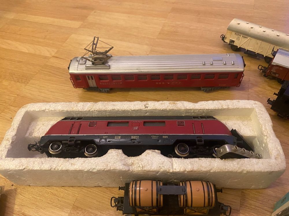 Märklin Modelleisenbahn Schienen Wagen Lokomotiven H0 (Gebraucht) in Allschwil für CHF 79 – mit ...