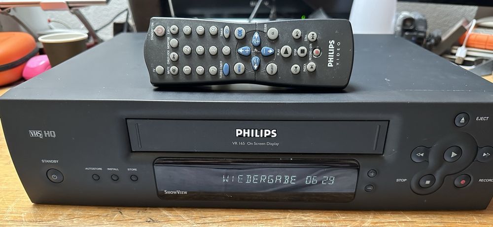 magnétoscope VHS Philips VR165 (Gebraucht) in Olivone für CHF 55 – mit ...