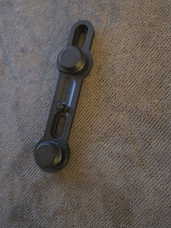 Monkey link Adapter (Neu (gemäss Beschreibung)) in Reinach BL für CHF ...