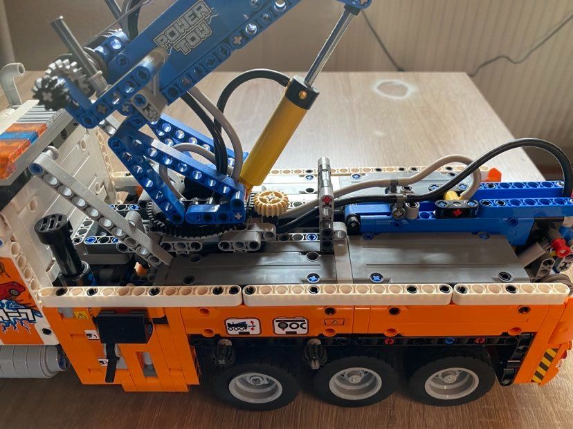 Lego-Technic Model Nr 42128 sehr Grosses Model (Gebraucht) in St.Imier ...