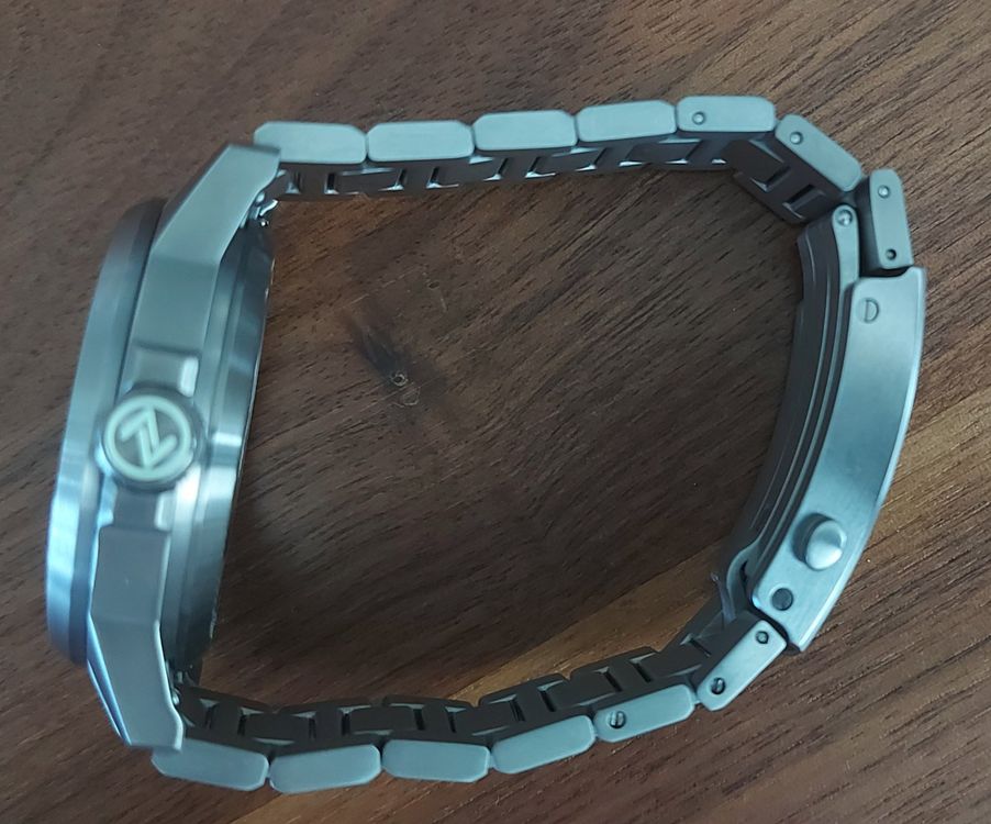 Zelos Aurora TI Field 42mm „Teal" Titanium | Kaufen auf Ricardo