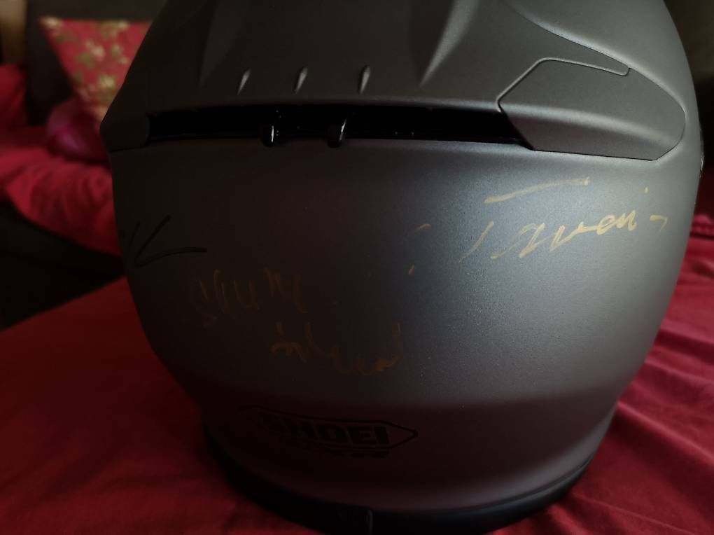 MR.-HELM mit Unterschriften von Renngrössen (Gebraucht) in Teufen ZH ...