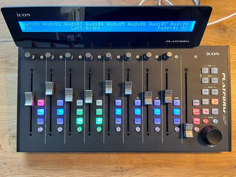 Icon Pro Audio Platform M+ DAW Control Surface & D2 Display (Neu ...