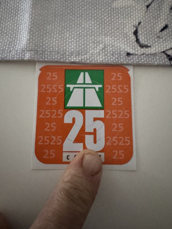 Vignette 2025 (Neu und originalverpackt) in Gränichen für CHF 37 – mit Lieferung auf Ricardo kaufen