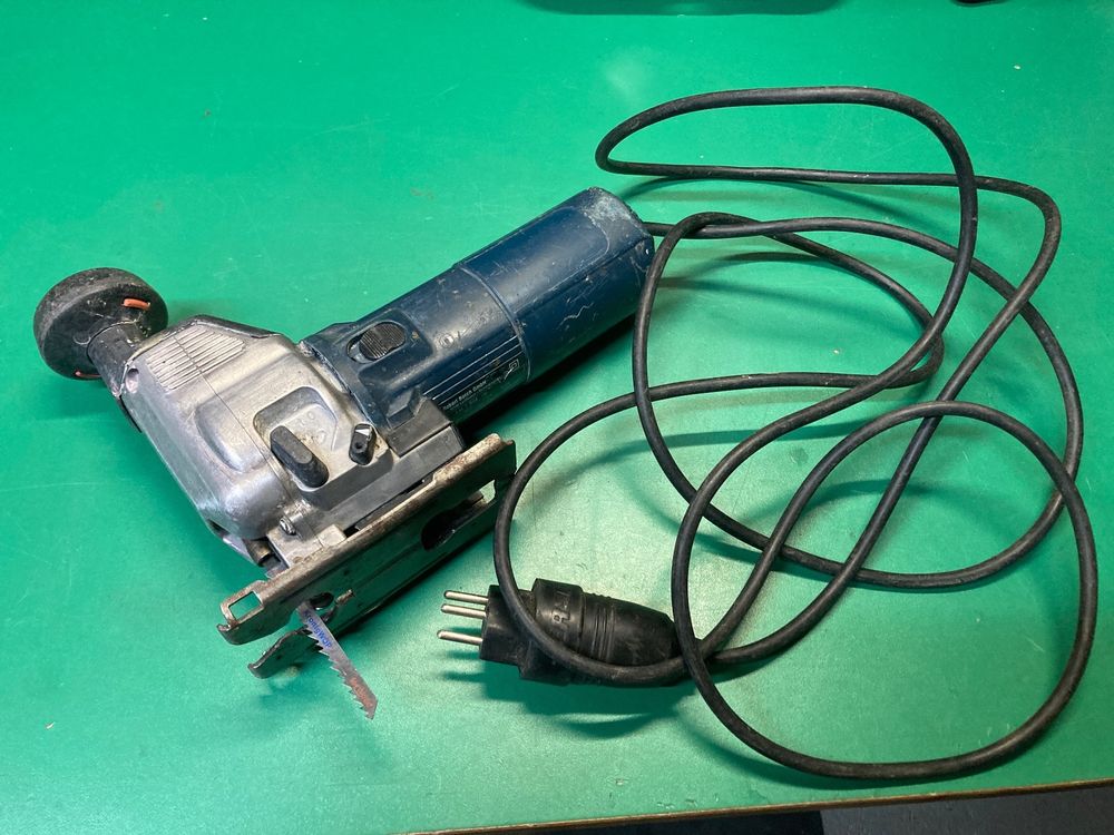 Bosch Stichsäge 580W Blatt Neu Blau Stich Säge Holz Eisen (Gebraucht ...