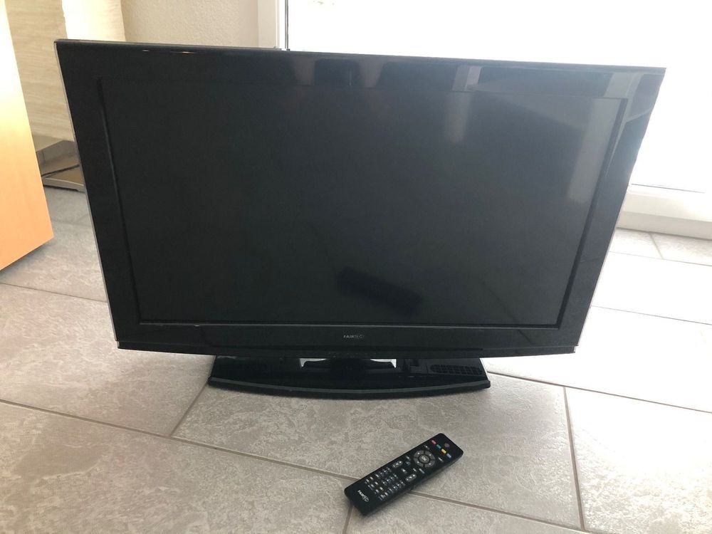 Fernseher 80 cm (Gebraucht) in Titterten für CHF 2 – mit Lieferung auf ...