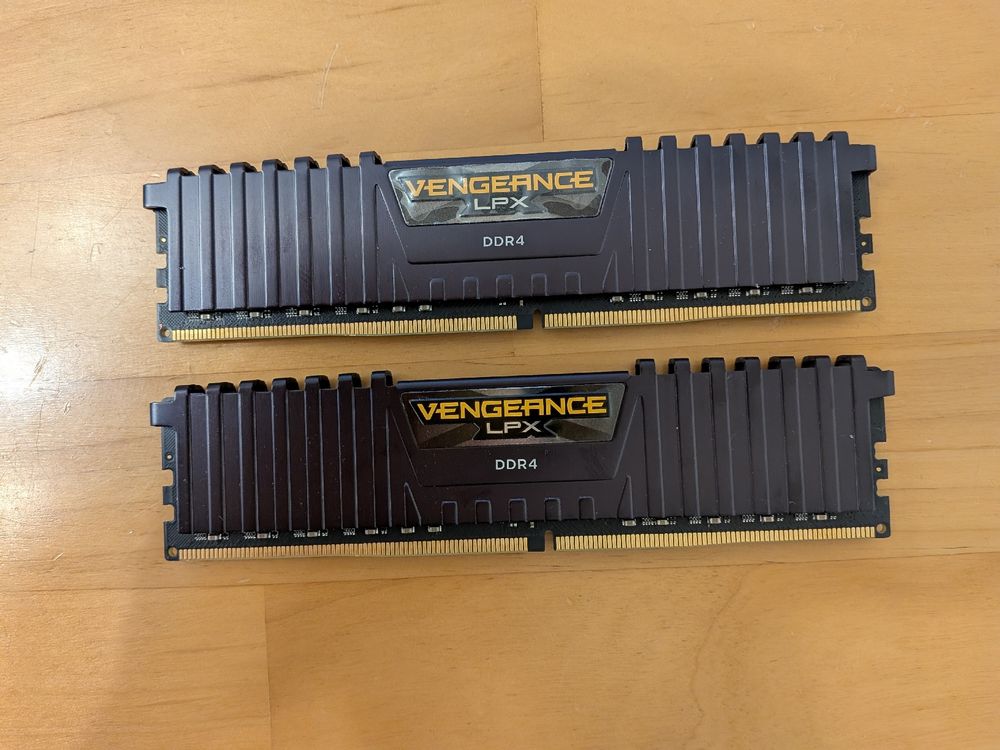 Corsair Vengeance DDR4 3000MHz 64GB 2x32 RAM Arbeitsspeicher (Gebraucht ...