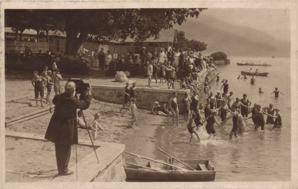 Weggis, Strandbad, Fotograf mit Kamera (Gebraucht) in Bronschhofen für ...