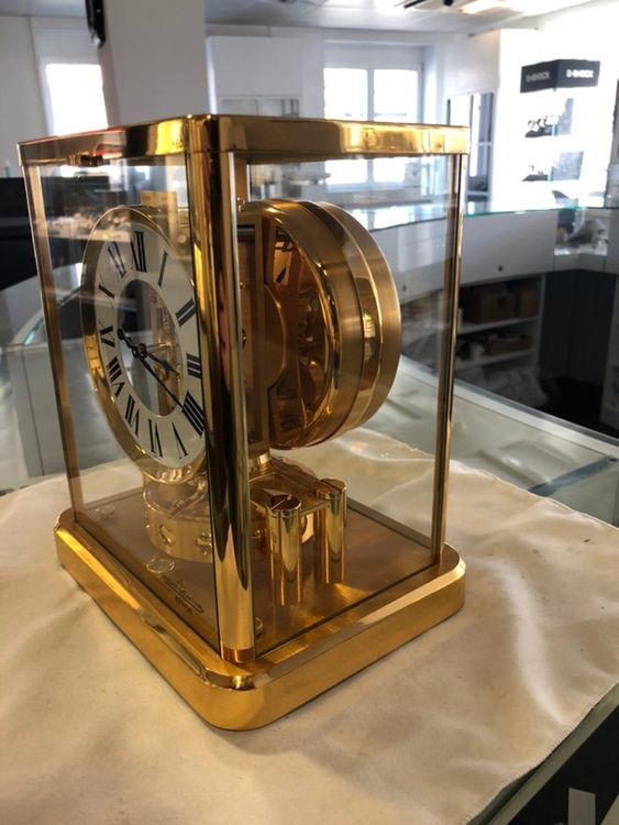 Jaeger-LeCoultre Atmos Classique Kaliber 560, revidiert | Kaufen auf ...