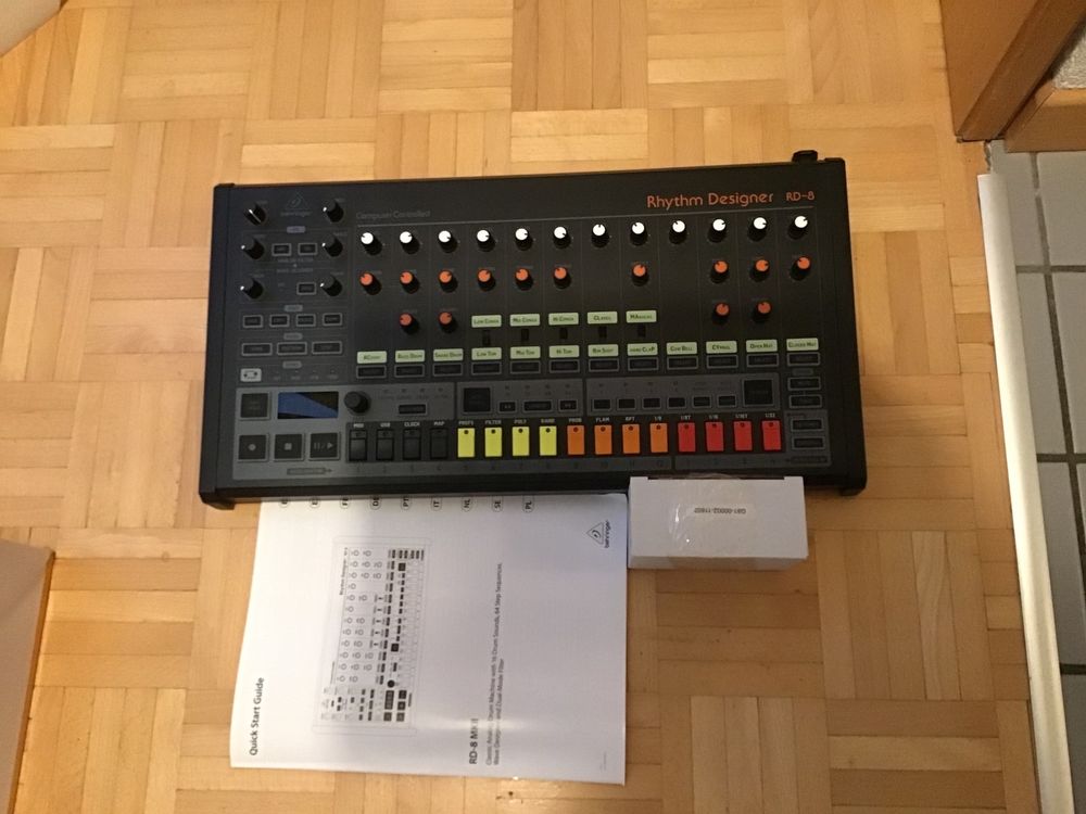 Behringer RD-8 mk. 2 analog TR-808-typ Drum Machine (Gebraucht) in ...