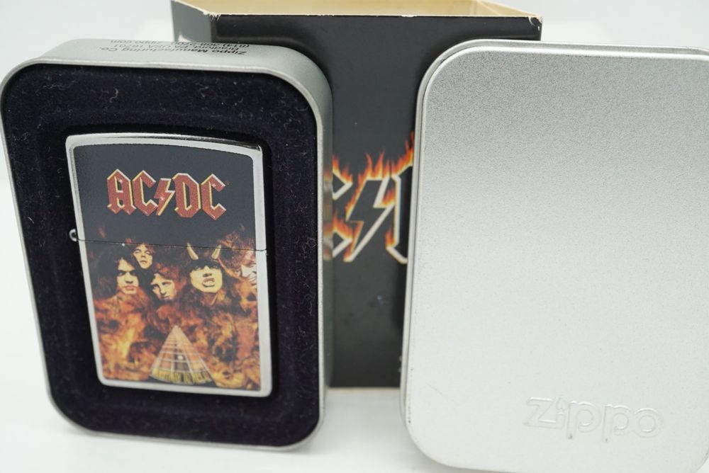 ZIPPO® AC/DC - HIGHWAY TO HELL - PRINT - 2019 - UNGEZÜNDET | Kaufen auf ...