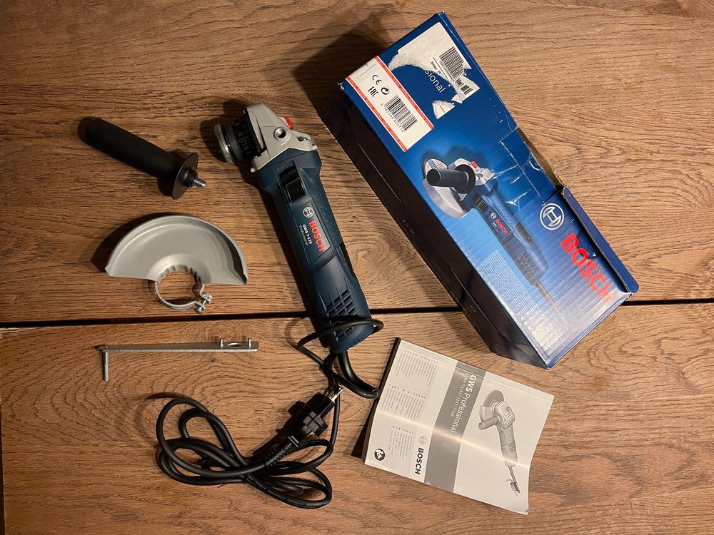 BOSCH Flachkopf Winkelschleifer GWS 7-125 Professional | Kaufen auf Ricardo